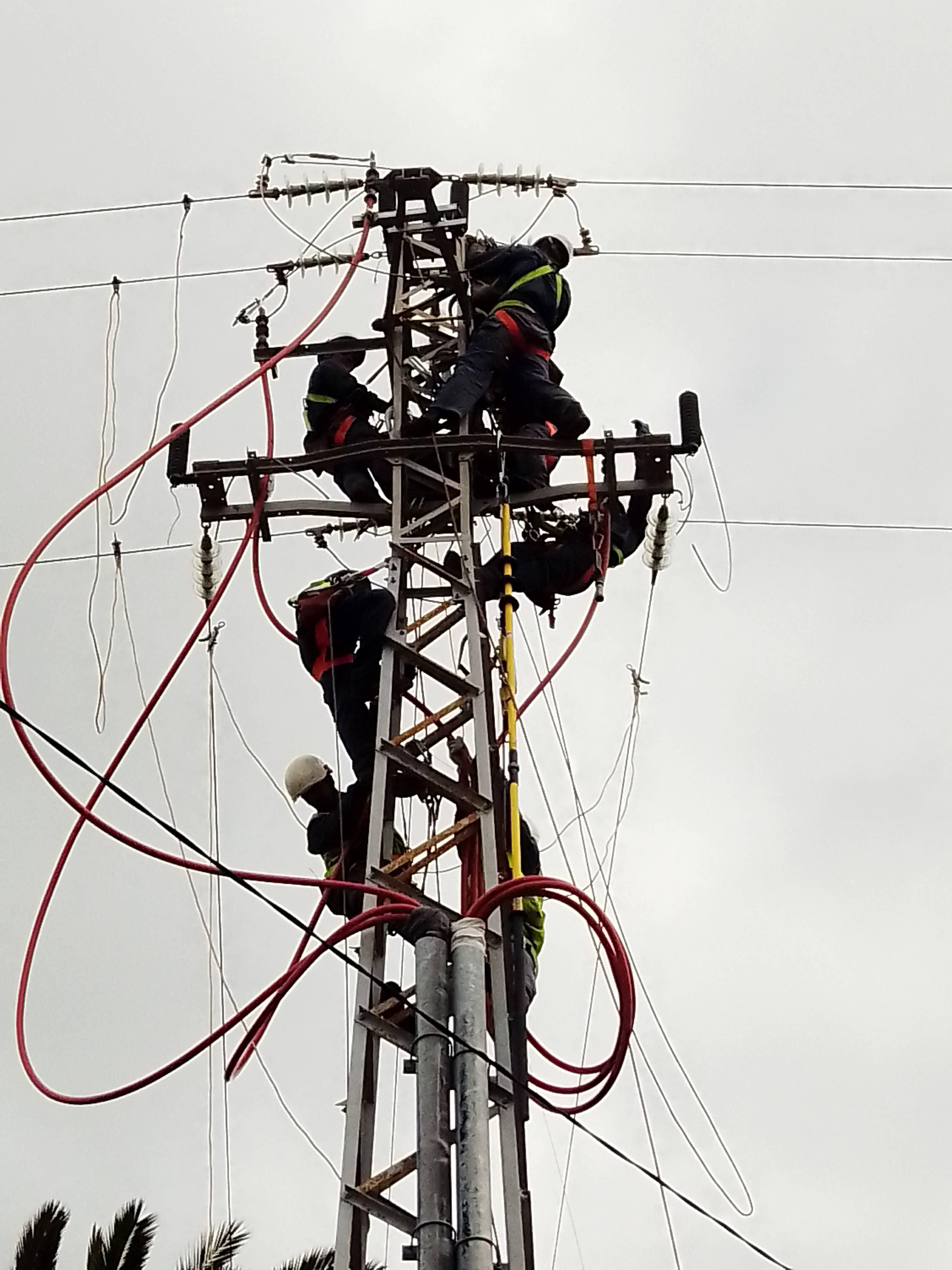 Endesa pone en funcionamiento el primer tramo de reconstrucción del ...