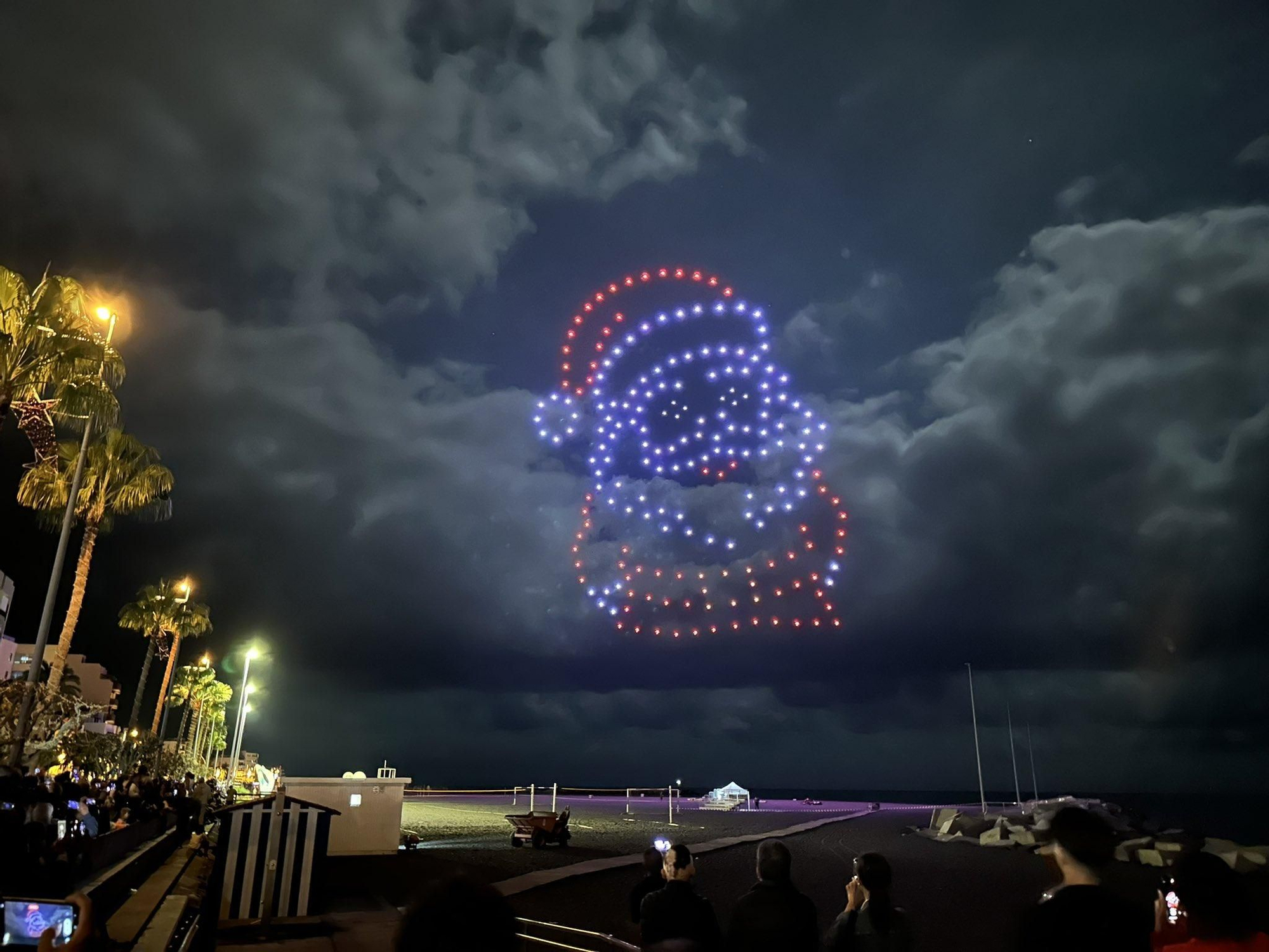 Santa Cruz de La Palma inicia la Navidad mirando al cielo: 200 drones ...