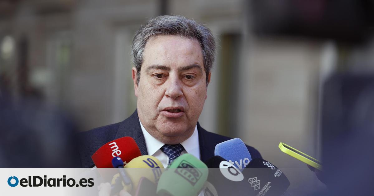 Jules-arii nude she s attractive I think, but I can see how