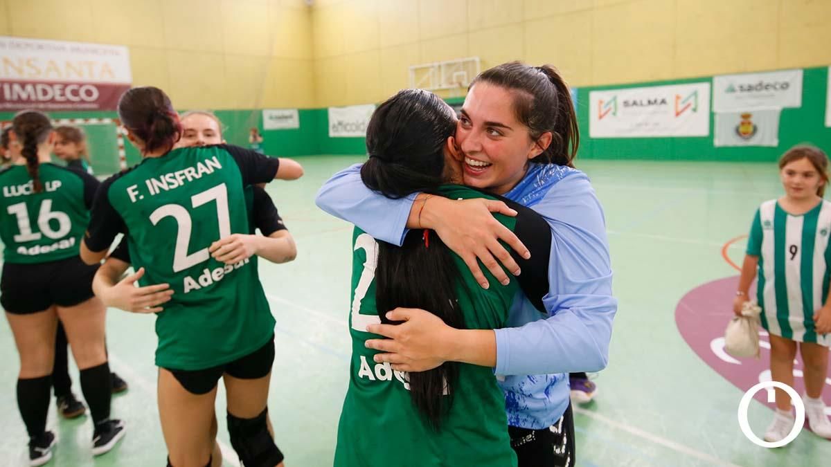 Las imágenes de la celebración del Adesal por el título de campeonas de Plata