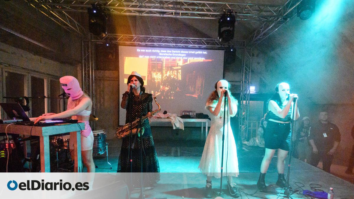 La miembro del grupo feminista Pussy Riot Olga Borisova tilda a Putin ...