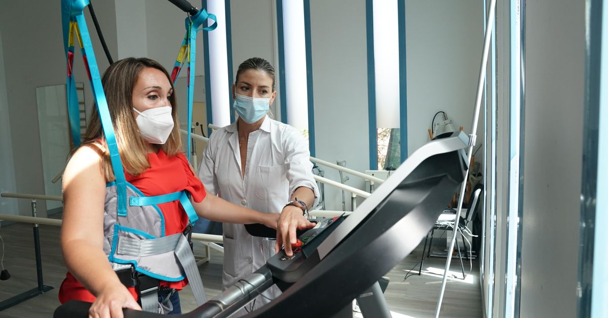 Entrenamiento y rehabilitación con soporte de peso corporal