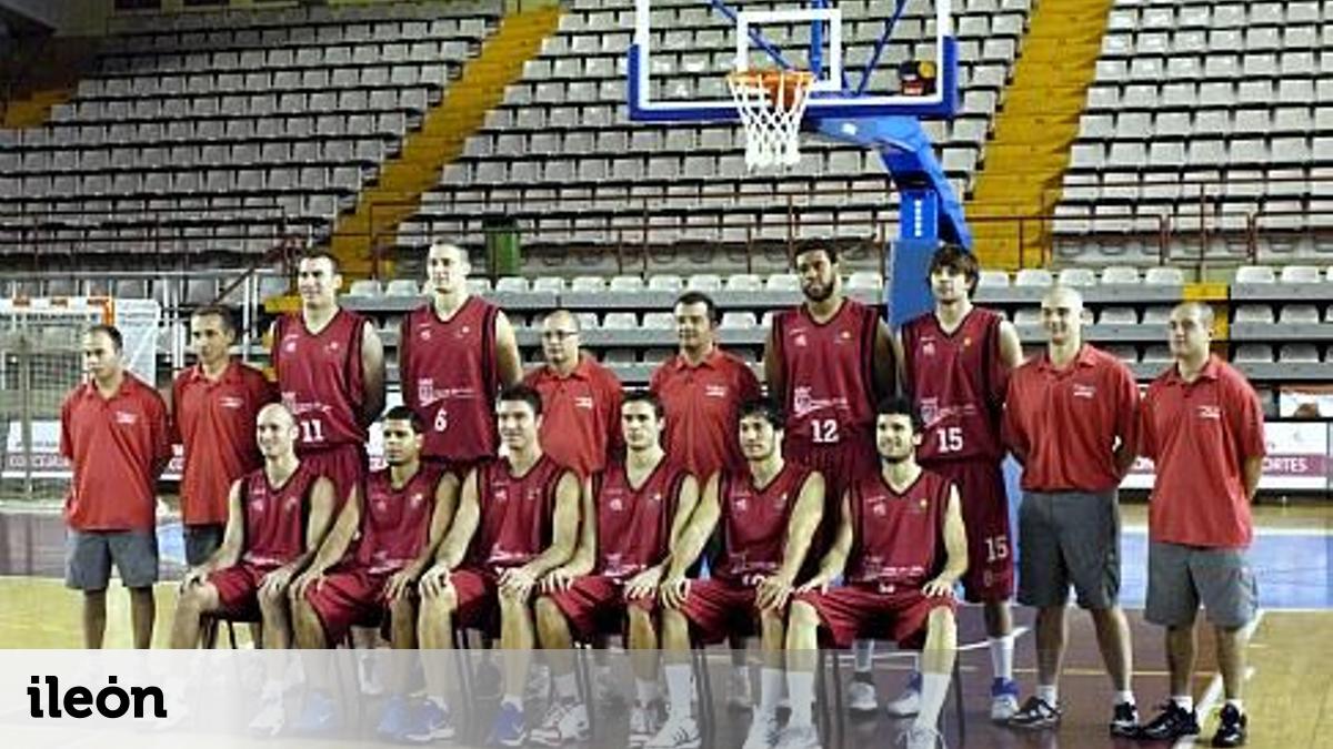 Baloncesto León se hace la foto