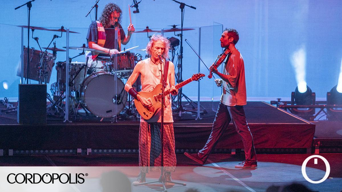 Las imágenes del concierto de Robe en el Festival de la Guitarra