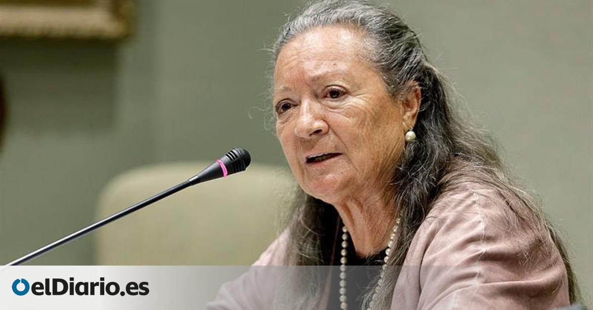 El Parlamento homenajea a Elsa López, la niña que aprendió a leer a ...