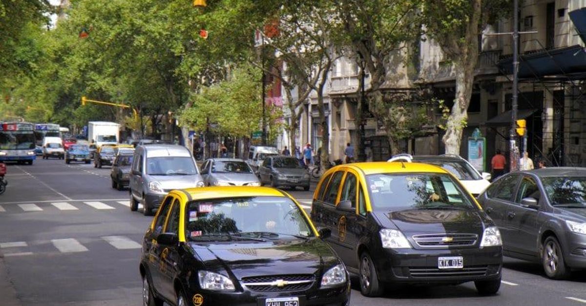 Confirmado: la tarifa del taxi en CABA subirá 30% en septiembre y 20% ...