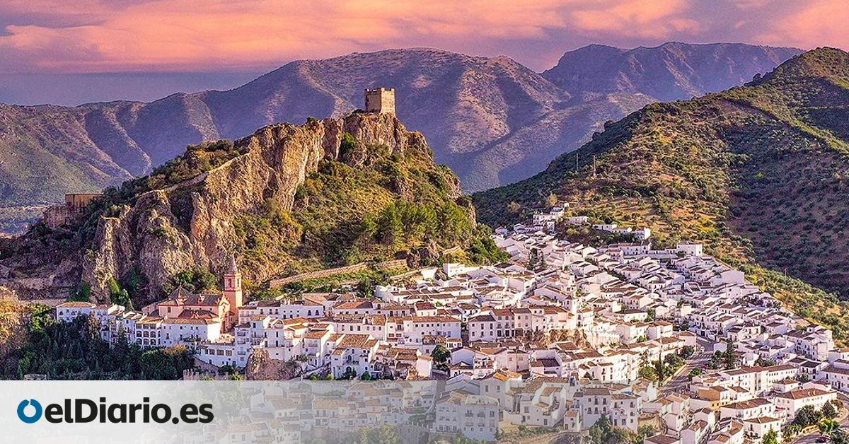 Una ruta para conocer 10 de los pueblos blancos más bonitos de Andalucía