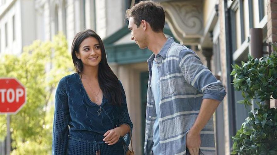 'Pretty Little Liars' 6x17/6x18 Review: personaje sospechoso a la vista