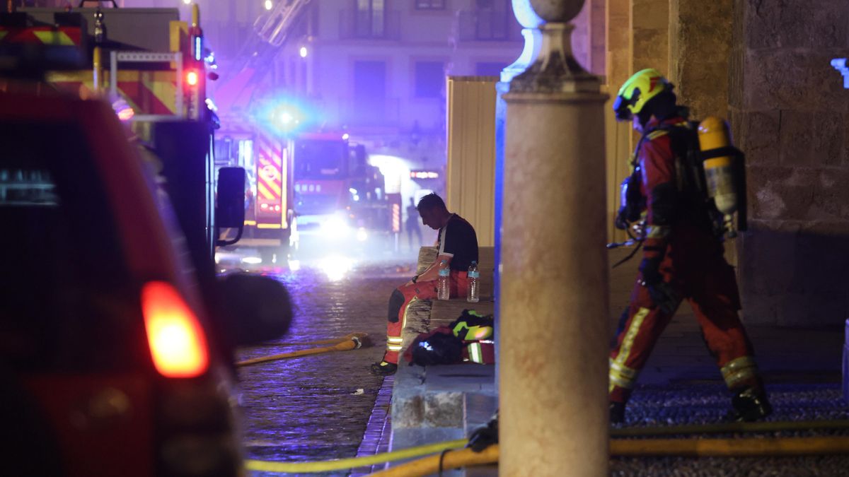 Una semana del incendio en la Mezquita de Córdoba: del miedo a la reconstrucción, y a las ...
