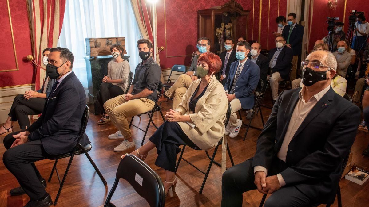 Álex Dorado toma posesión como consejero de Sostenibilidad