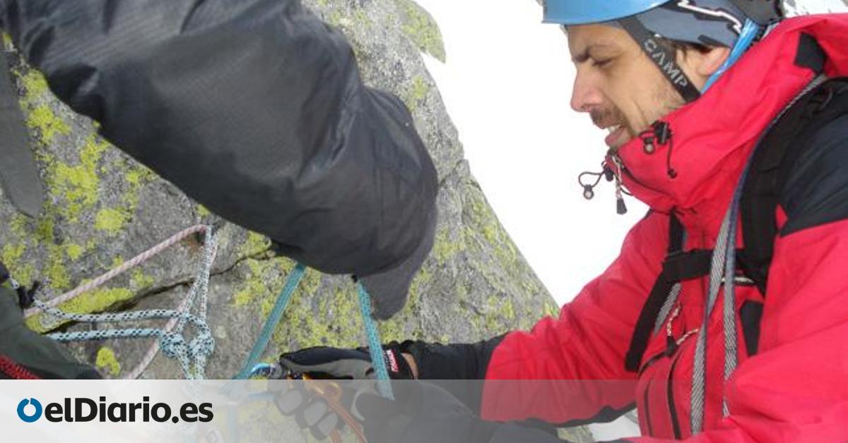 Rapelar con cordino auxiliar al escalar con cuerda simple