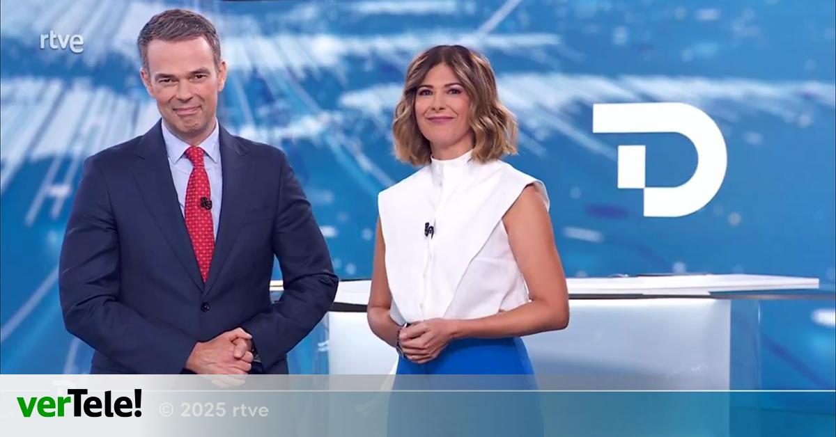 Así se despidieron del 'Telediario' Igor Gómez y Lara Siscar, que ...