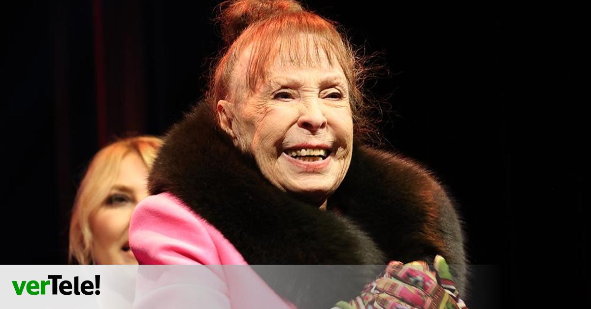 Gemma Cuervo, protagonista de una reunión de actores de 'Aquí no hay quien viva' y 'La que se ...