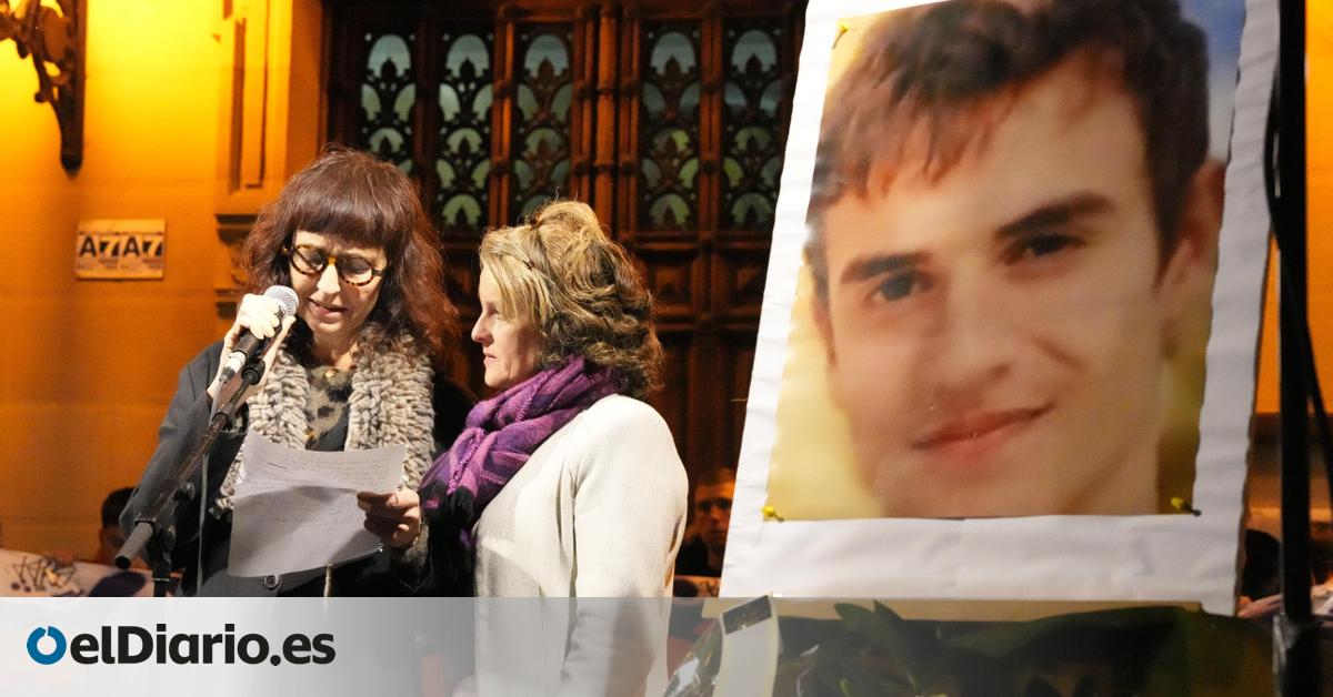 Emotiva despedida en Hernani al joven asesinado en Navidad