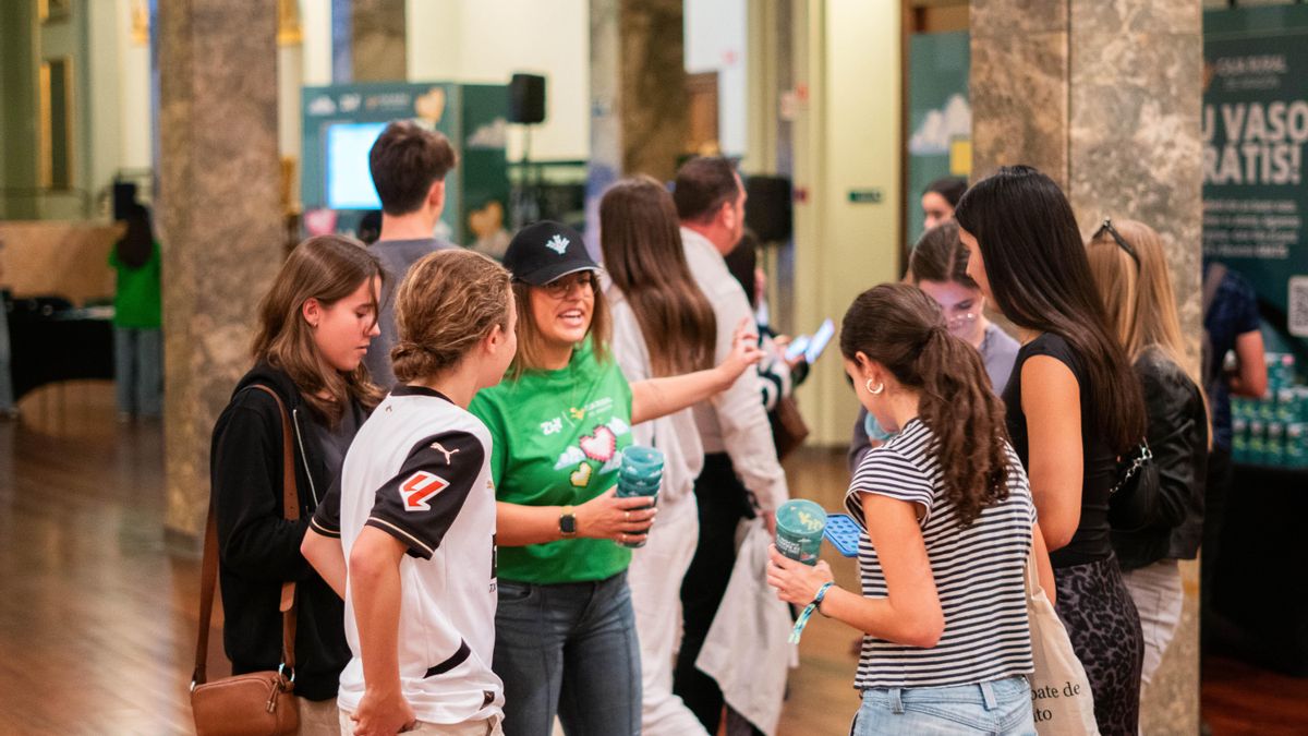 Así se vive en Zaragoza el canje de pulseras del Espacio Zity: música ...