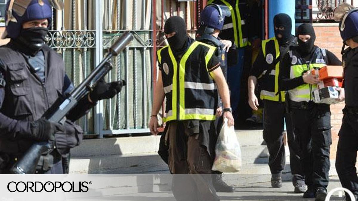 Nueva redada policial en la calle Torremolinos