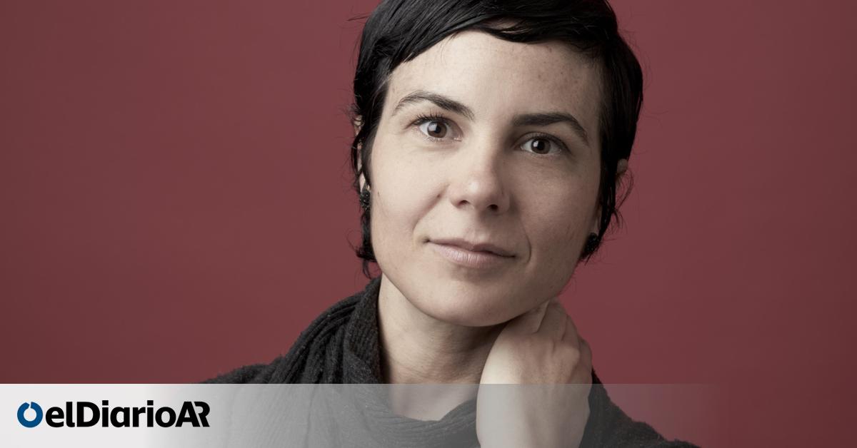 Flavia Broffoni: "No hay lugar donde ir a salvarse en soledad, el único ...