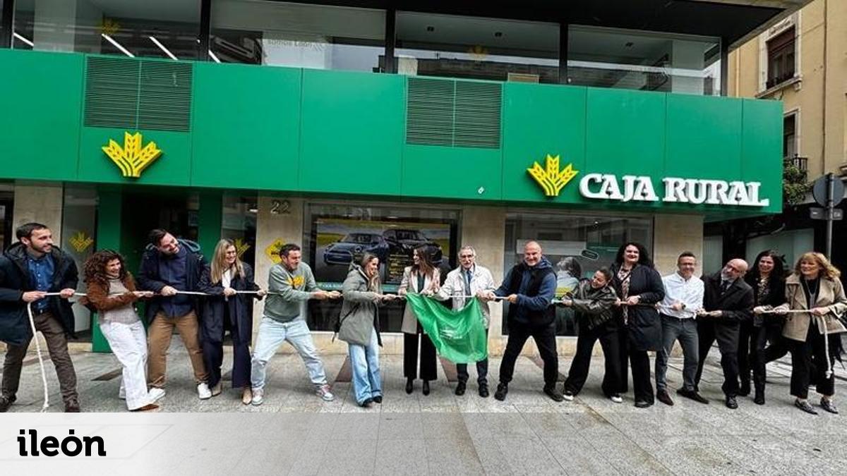 León acoge una marcha solidaria contra el cáncer con Manolo Martínez y ...