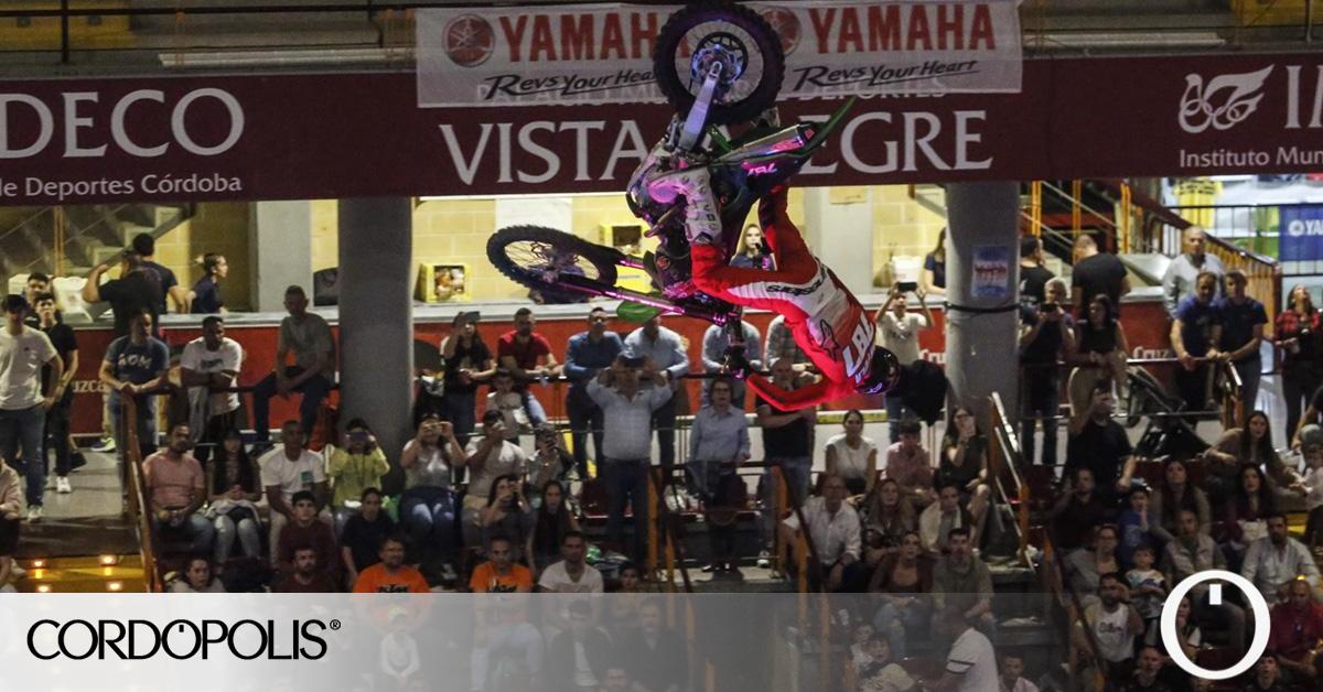 Vista Alegre ruge al ritmo del mejor 'motocross freestyle'