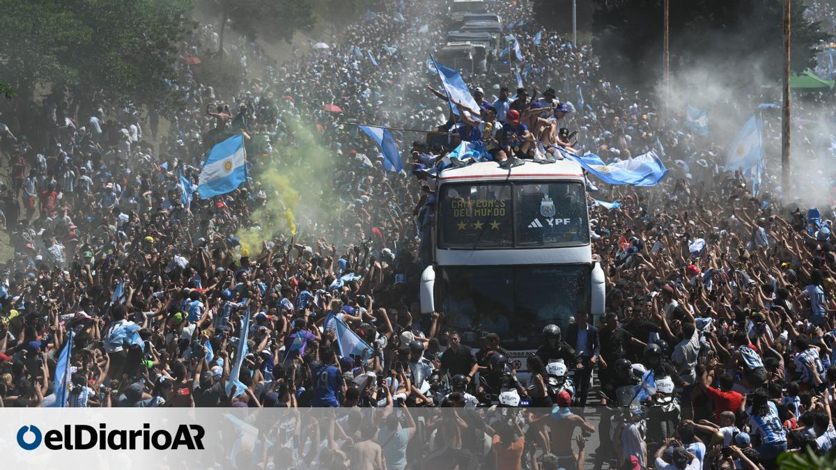 FOTOS: una fiesta popular única, sin precedentes, para recibir a los ...