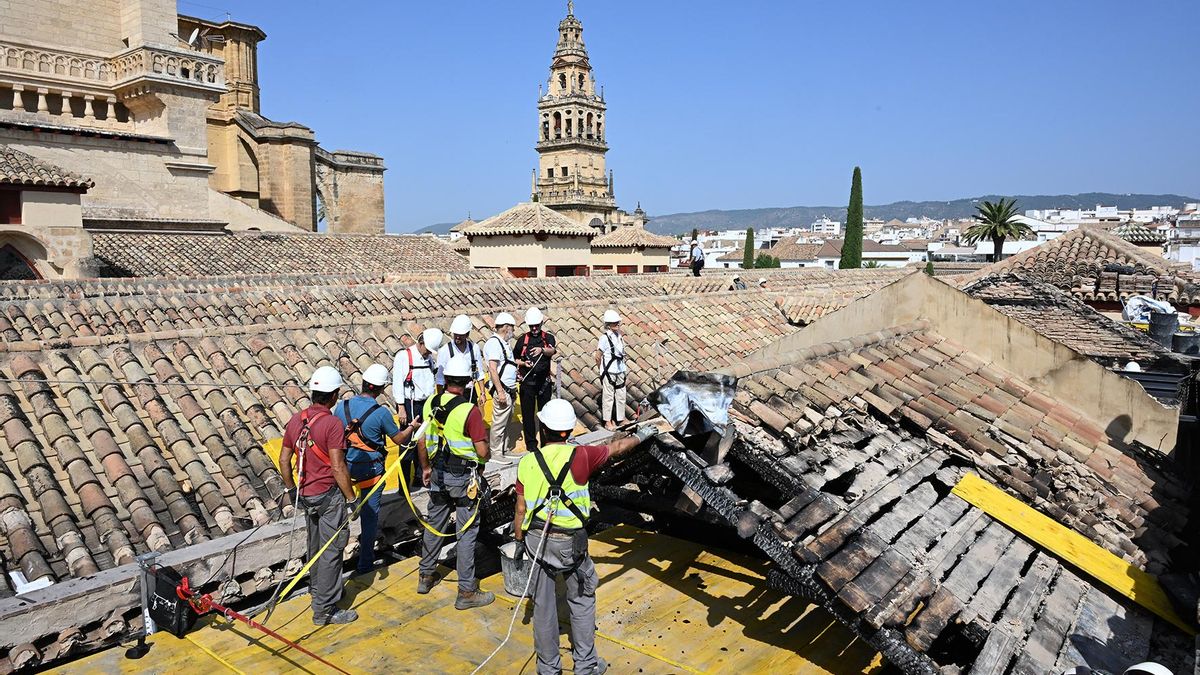 Una semana del incendio en la Mezquita de Córdoba: del miedo a la reconstrucción, y a las ...