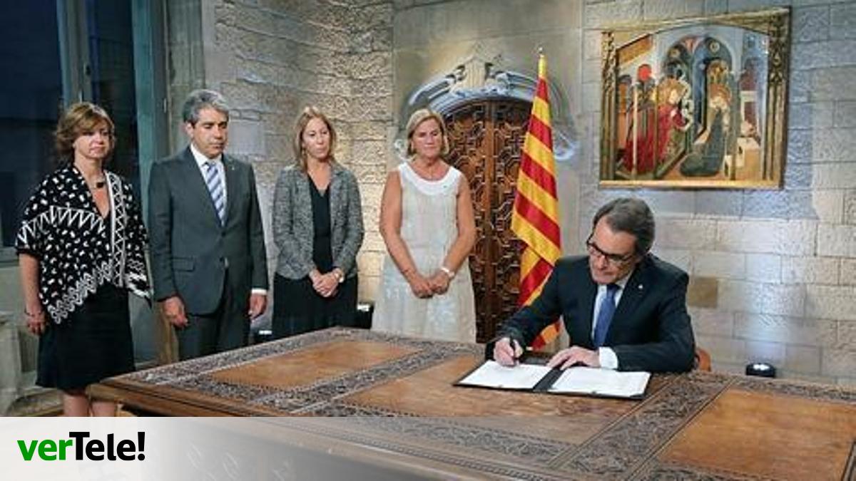Periodistas catalanes acusan a TV3 de 'servir a la candidatura de Mas'