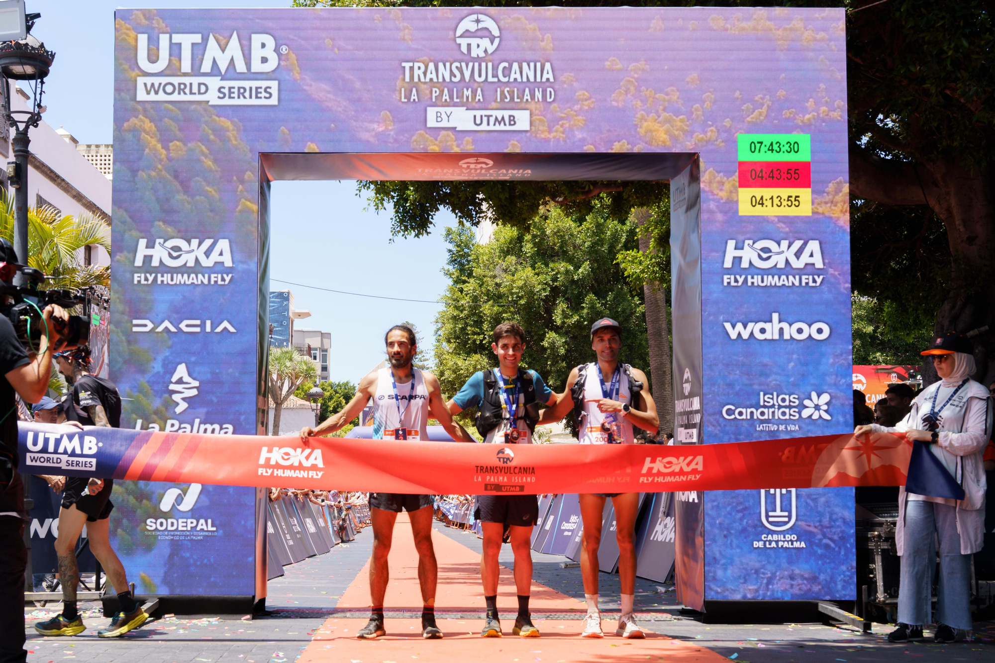 Dakota Jones y Martina Valmassoi, ganadores de la Ultra de ...