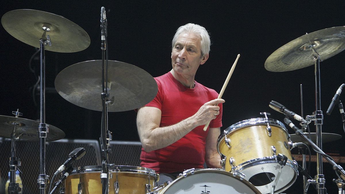 Watts, el gran observador, desde el fondo del escenario, de la historia ...