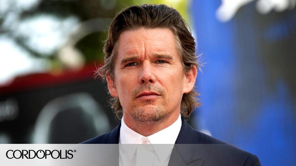 La mirada del actor Ethan Hawke sobre amor y la masculinidad frágil ...